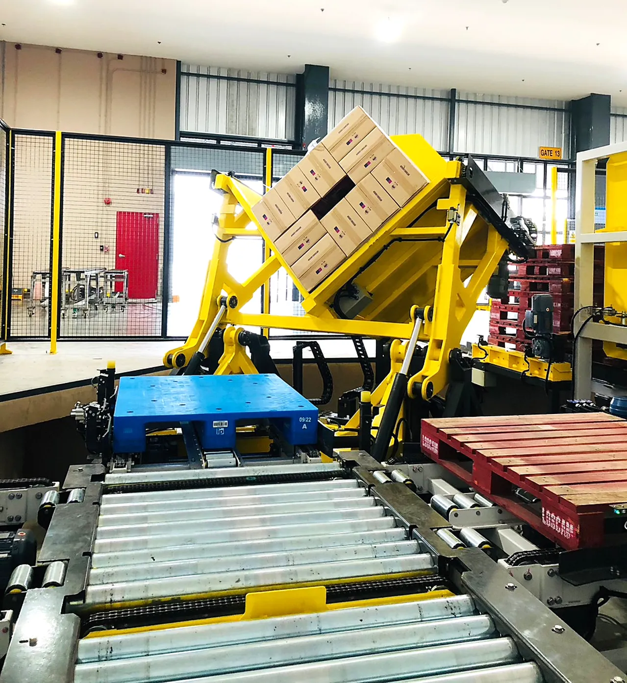 AUTO PALLET CHANGER - menammechanika